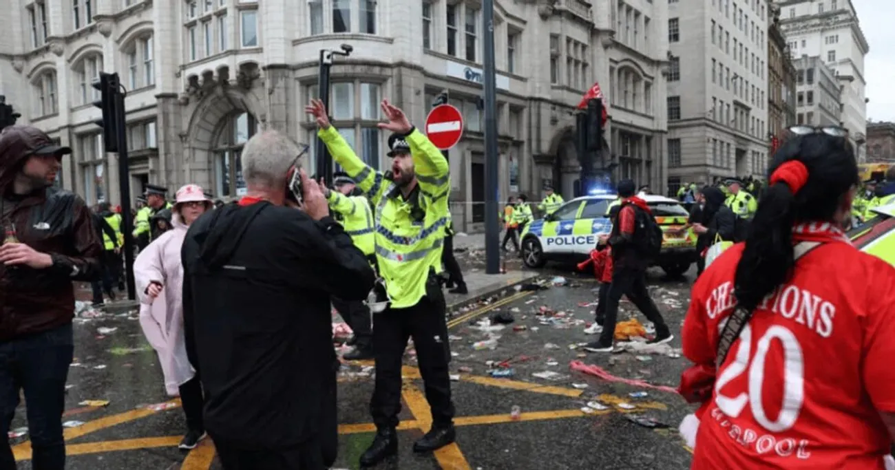 Police: Driver who drove into Liverpool football club fans acted alone ...